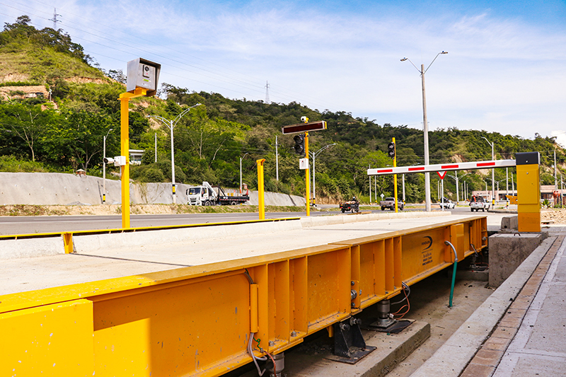 LAS ZONAS DE PESAJE FORTALECEN LA COMPETITIVIDAD DEL CORREDOR VIAL ...